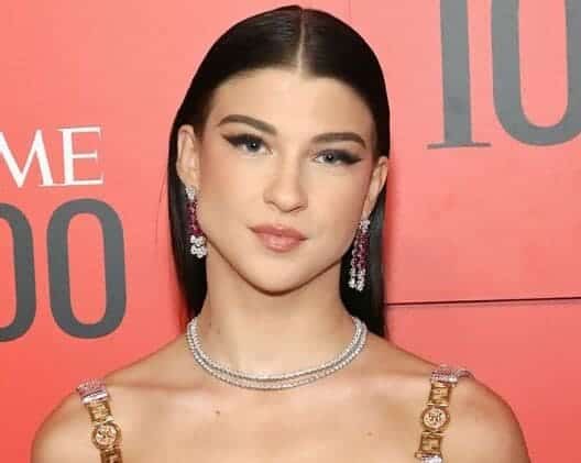 Phoebe Gates: Wiki (Bill Gates's Daughter), Bio, Age, Height, Boyfriend ...