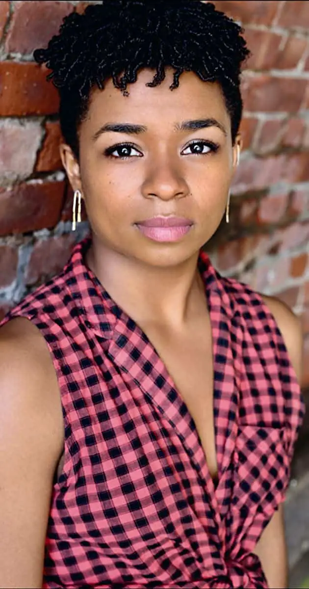 Alexis Floyd: Wiki, Bio, Age, Height, Parents, Movies, Boyfriend, Net Worth