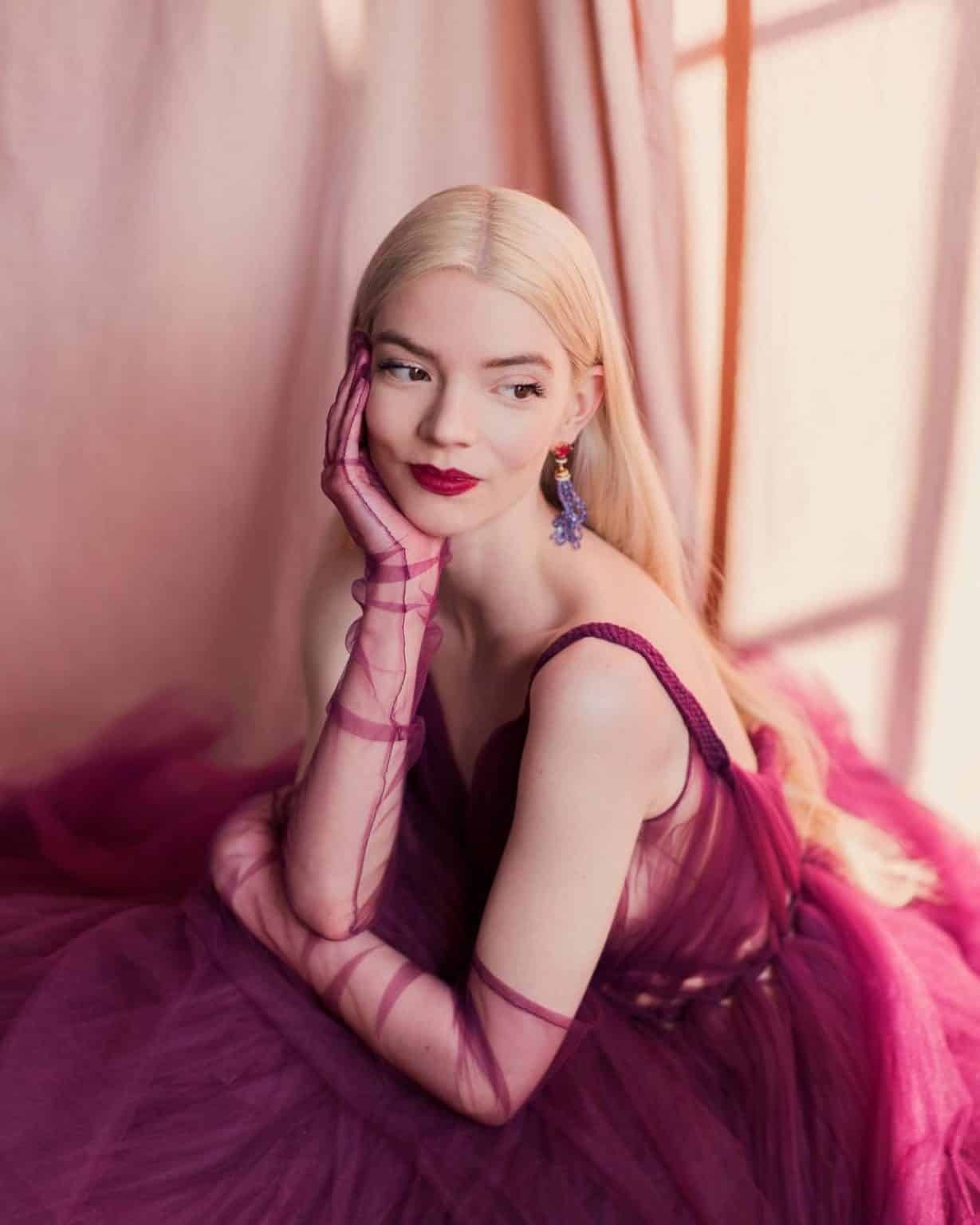 Anya Taylor-Joy: Wiki, Bio, Age, Height, Parents, Movies, Husband, Net ...