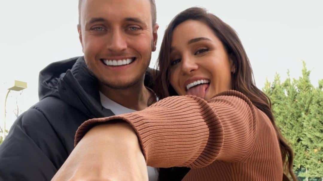 Kayla Itsines: Wiki, Bio, Age, Height, Career, Parents, Partner, Net Worth