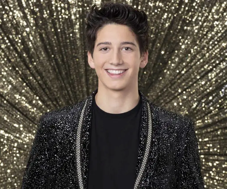 Milo Manheim: Wiki, Bio, Age, Height, Parents, Girlfriend, Family, Net ...