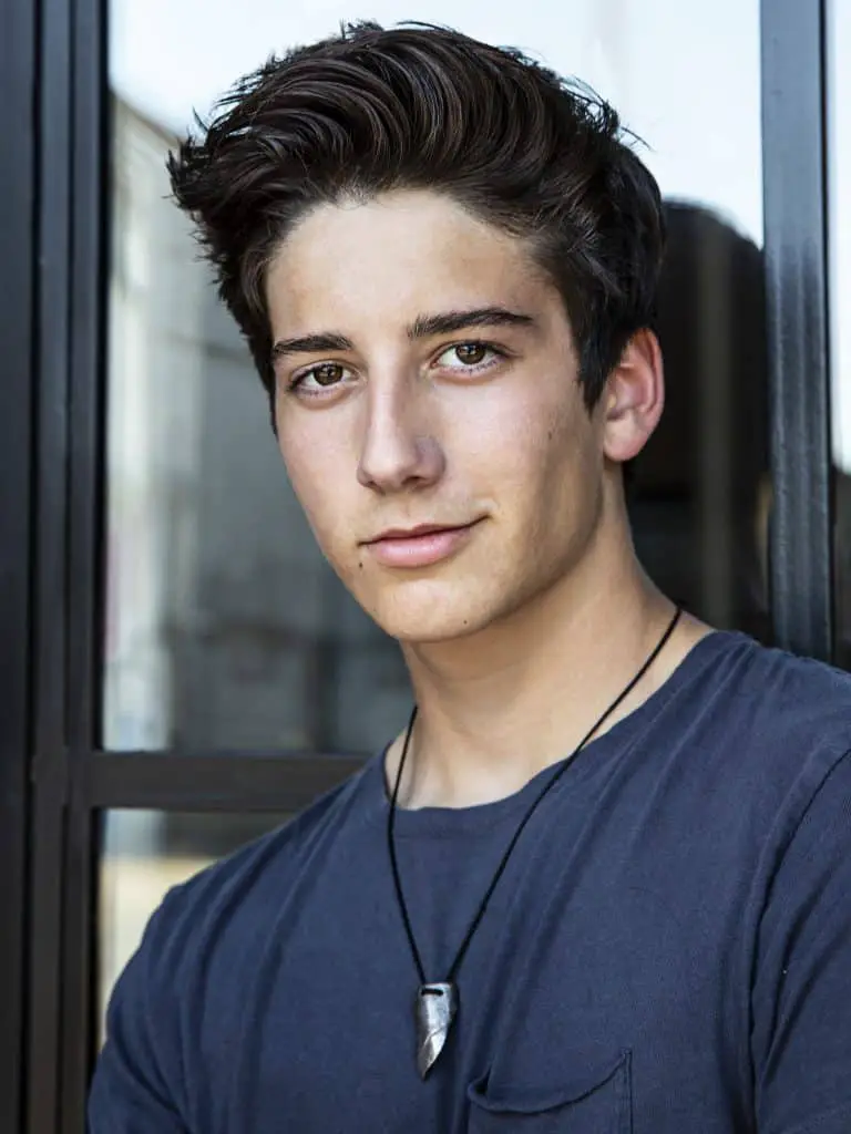 Milo Manheim: Wiki, Bio, Age, Height, Parents, Girlfriend, Family, Net ...