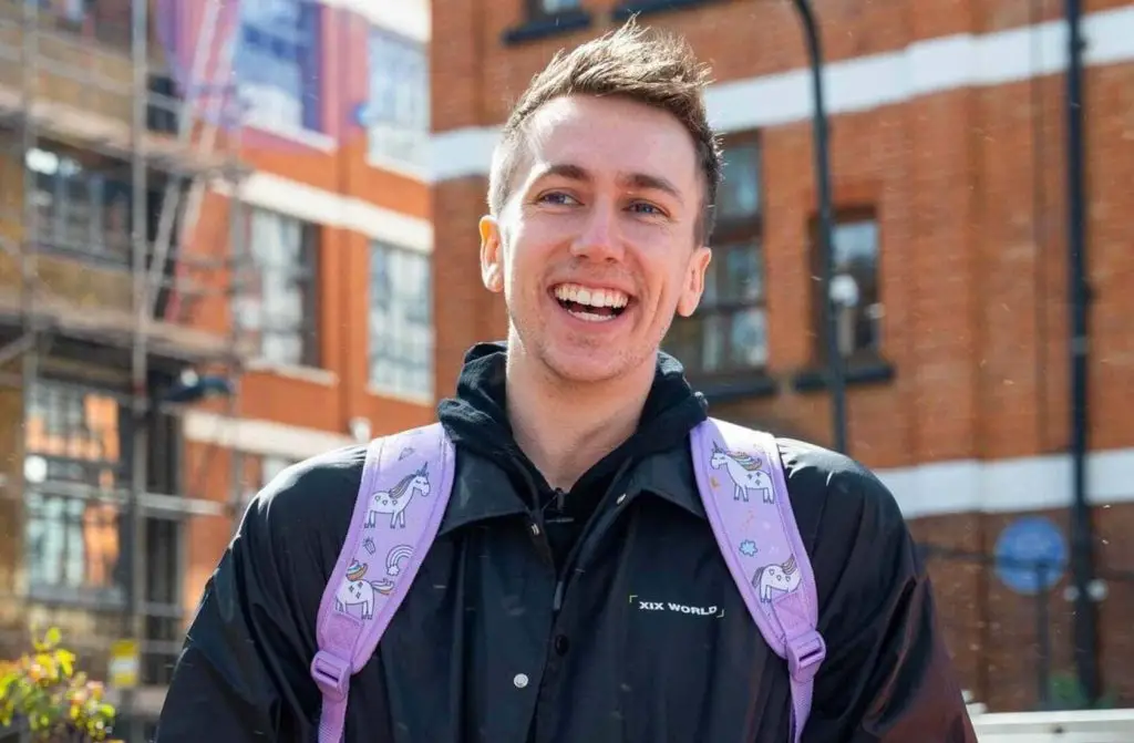 Miniminter: Wiki (Simon Minter), Bio, Age, Height, Parents, Girlfriend ...