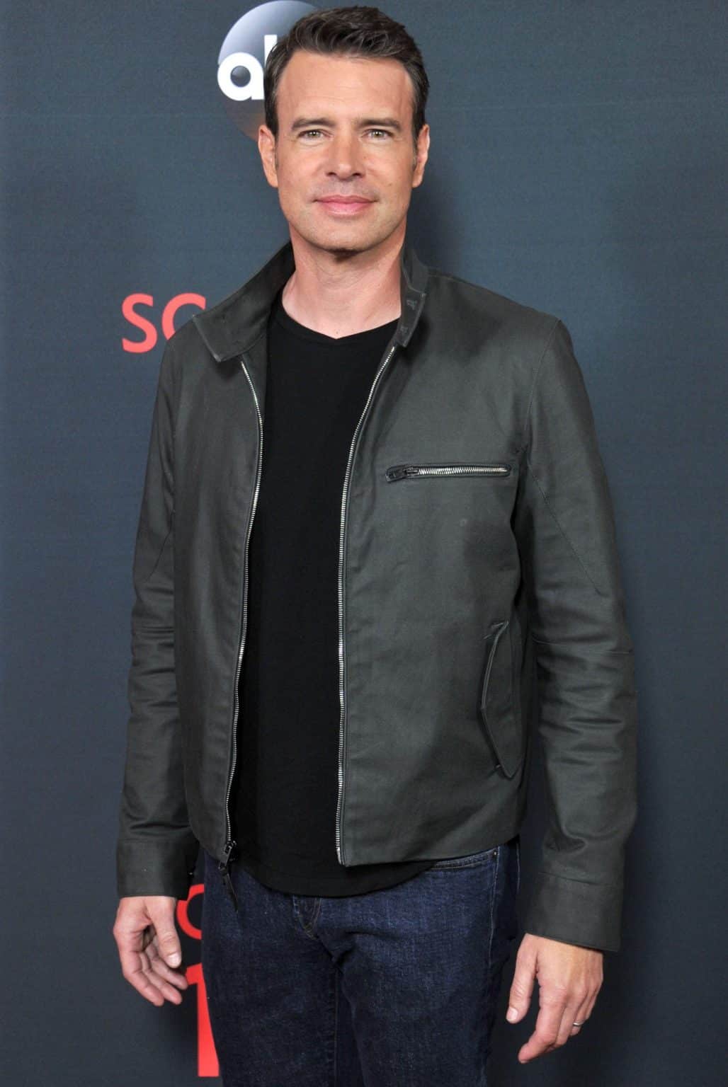 Scott Foley: Wiki, Bio, Age, Height, Family, Wife, Children, Net Worth