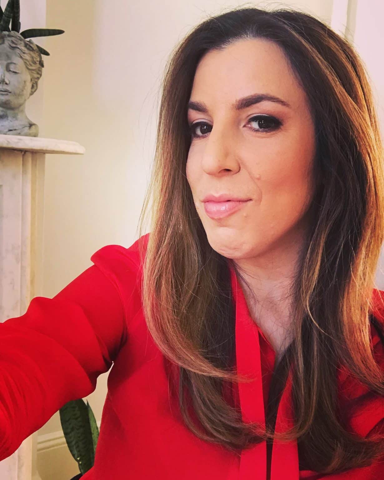 Amie Parnes: Wiki, Bio, Age, Family, Career, Husband, Net Worth