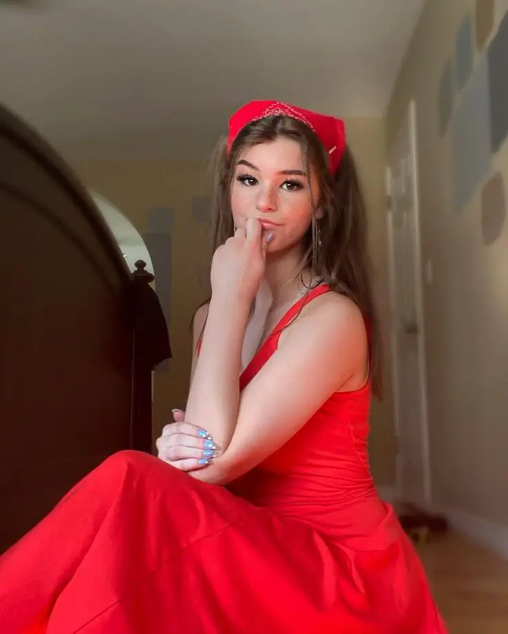 Brooke Monk: Wiki, Bio, Age, Height, Parents, Boyfriend, Net Worth