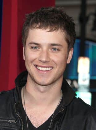 Jeremy Sumpter: Wiki, Bio, Age, Height, Parents, Movies, Girlfriend ...