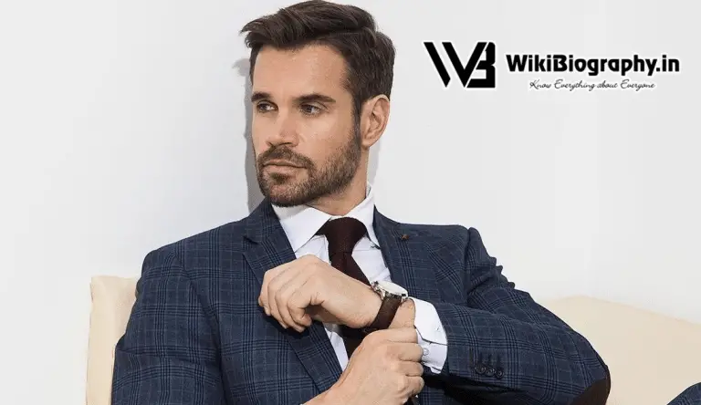 Stephen Huszar: Wiki, Bio, Age, Height, Movies, Parents, Family, Wife