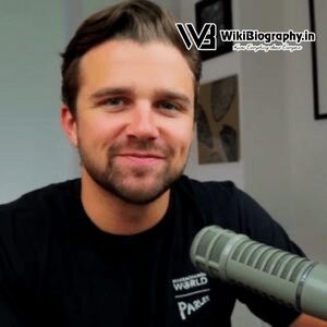 Jackson Hinkle: Wiki, Bio, Age, Height, Family, Wife, Net Worth