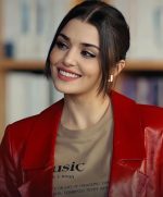 Hande Ercel: Wiki, Bio, Height, Age, Serials, Net Worth, Boyfriend
