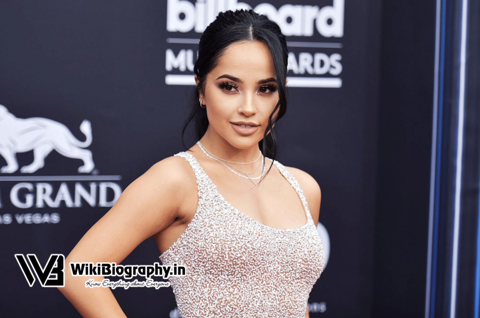 Becky G: Wiki, Bio, Age, Height, Songs, Boyfriend, Husband, Sister