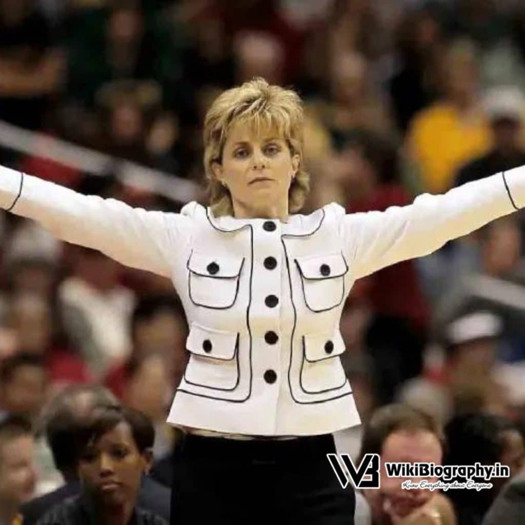 Kim Mulkey Wiki, Bio, Age, Height, Weight, Basketball, Net Worth, Son