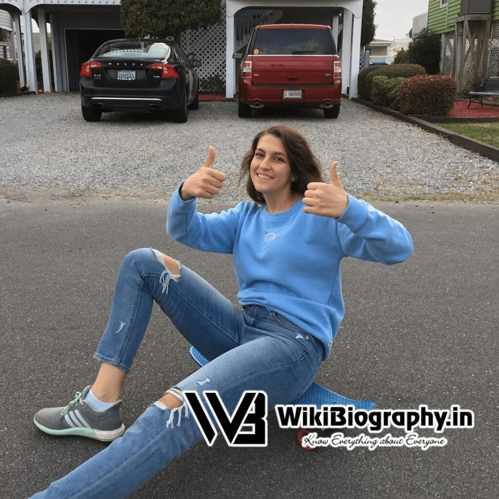 Kalynn Koury: Wiki, Bio, Age, Height, Parents, Boyfriend, Net Worth