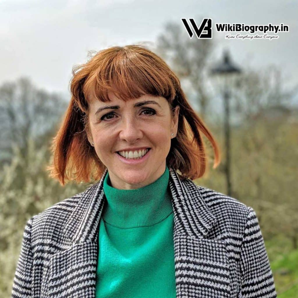 Cally Beaton: Wiki, Bio, Age, Height, Comedian, Husband, Daughter, Net ...