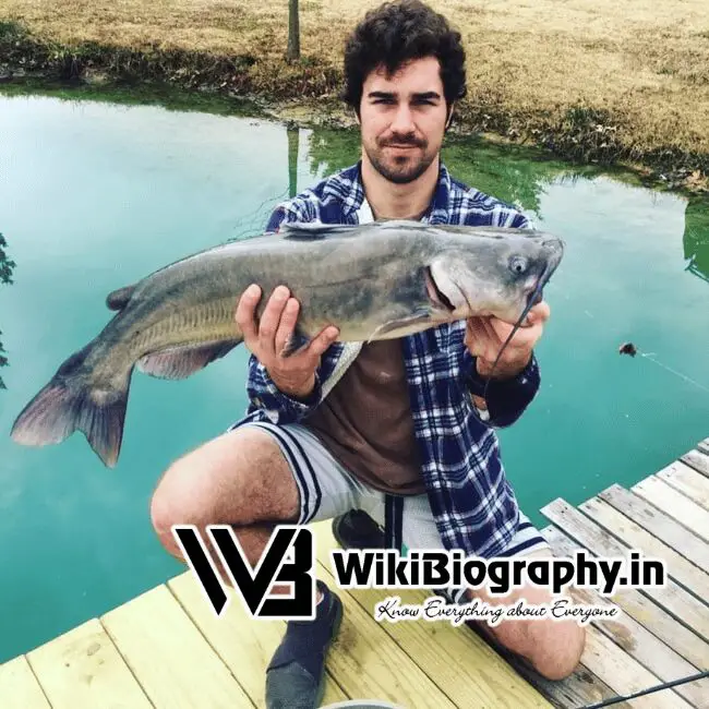 Cole Barnett: Wiki (Love is Blind), Bio, Age, Height Family, Girlfriend