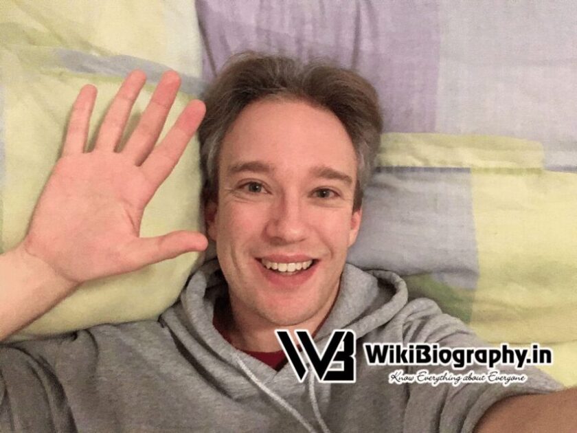 Tom Scott: Wiki, Bio, Age, Height, YouTuber, Wife, Net Worth
