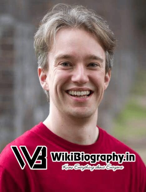 Tom Scott: Wiki, Bio, Age, Height, YouTuber, Wife, Net Worth