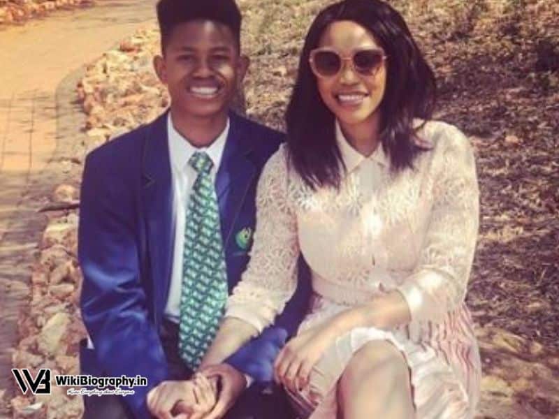 Donell Mbele: Wiki, Bio, Age, Career, Mother, Girlfriend, Abuse, Net Worth