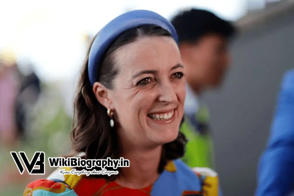 Annabel Neasham: Wiki, Bio, Age, Height, Married, Stables, Boyfriend