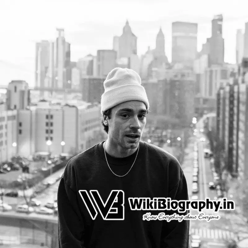 Caleb Simpson: Wiki, Bio, Age, Height, Girlfriend, Net Worth