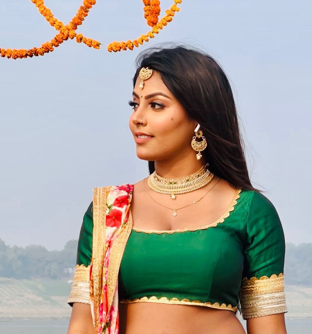 Mahi Shrivastava: Wiki, Bio, Age, Bhojpuri Actress, Latest Song