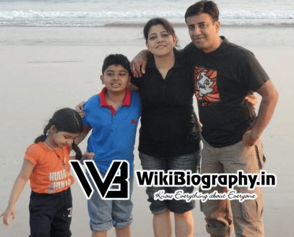 Amit Lodha: Wiki, Bio, Age, Parents, Education, IPS Officer, Wife