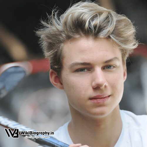 Connor Bedard: Wiki, Bio, Age, NHL Draft, Ice Hockey Player, Stats