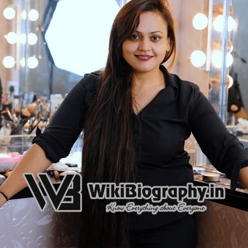 Nisha Lambha: Wiki, Bio, Age, Height, Salon, Family, Hair Styles
