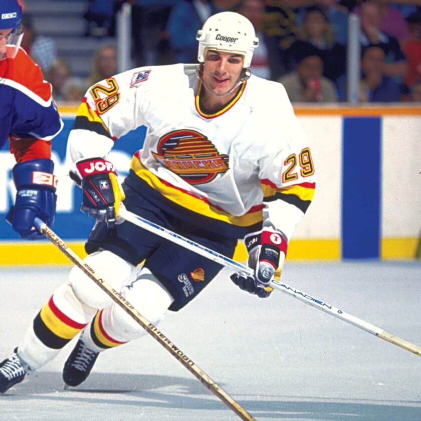 Gino Odjick: Wiki, Bio, Age, Height, Nationality, Career, Death