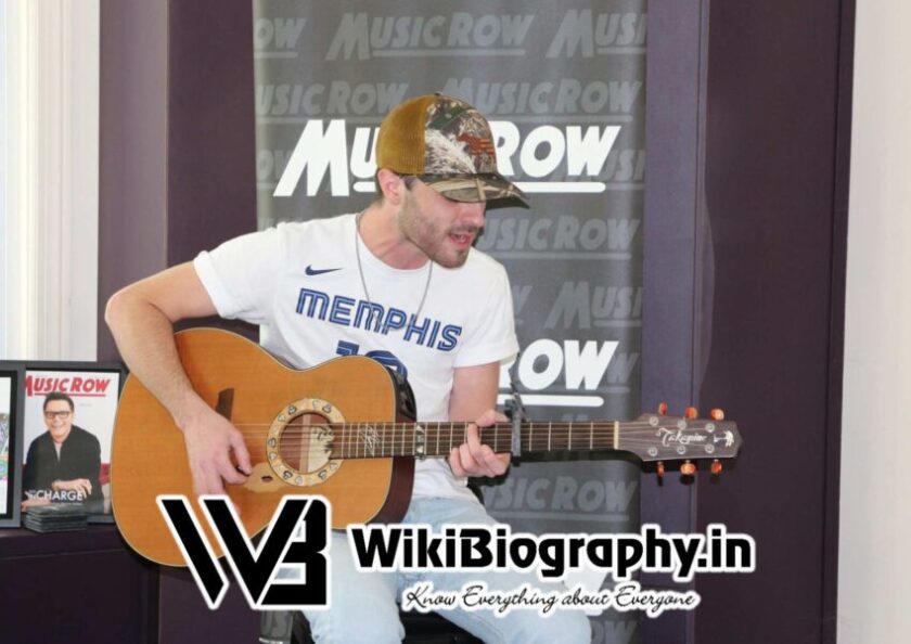 Wiki, Bio, Age, Songs, The Voice, Net Worth WhoWiki.org