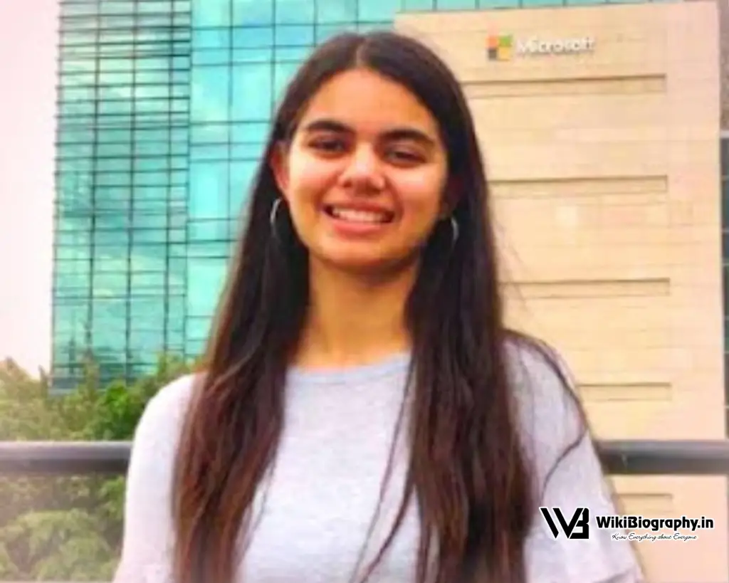 Shradha Khapra: Wiki, Bio, Age, Education, Salary, Youtuber