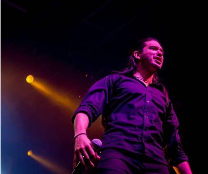 Dan Vasc: Wiki, Bio, Age, Height, Songs, Girlfriend, Net Worth, Wife