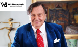 Barry Humphries: Wiki, Bio, Age, Comedian, Actor, Age, Net Worth