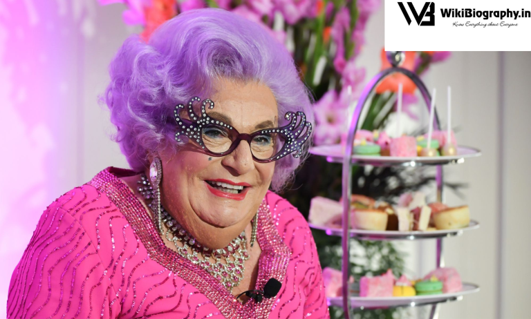 Barry Humphries: Wiki, Bio, Age, Comedian, Actor, Age, Net Worth