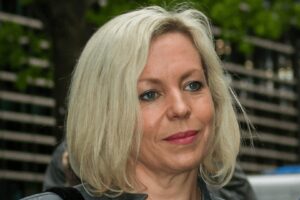 Bindi Harris (Rolf Harris's Daughter): Wiki, Bio, Age, Husband,