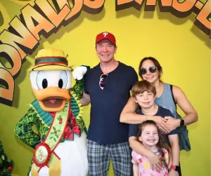 Ken Goldin: Wiki, Bio, Age, Net Worth, Family, Wife, Daughter