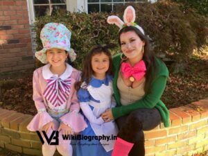 Who is Michelle Lundstrom? Wiki, Bio, Age, Career, Husband