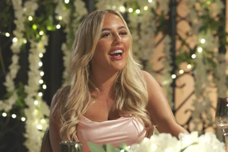 Jess Harding: Wiki, Bio, Age, Love Islands, Height, Net Worth