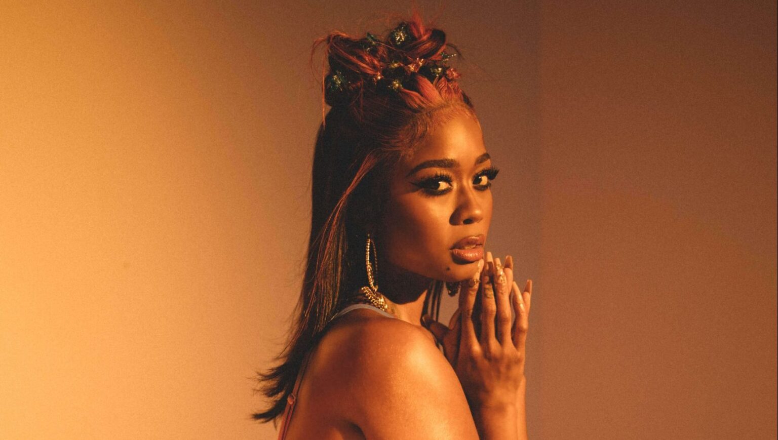 Tia Corine: Wiki, Bio, Age, Daughter, Real Name, Songs, Net Worth