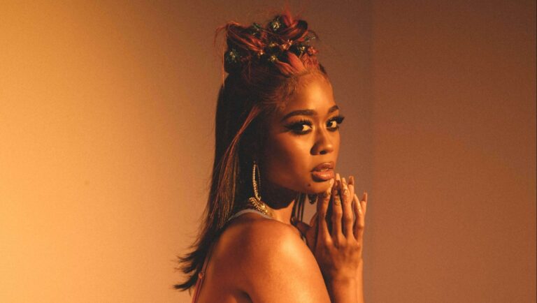 Tia Corine: Wiki, Bio, Age, Daughter, Real Name, Songs, Net Worth