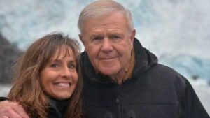 Susan Crum: Wiki, Bio, Age, Denny Crum wife, Family, Net Worth