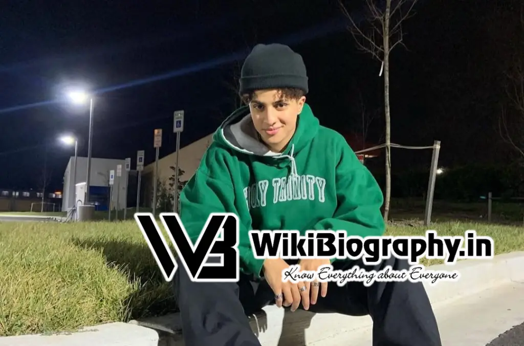 Ash AIk: Wiki, Bio, Age, Height, Birthday, Parents, Girlfriend, Net Worth