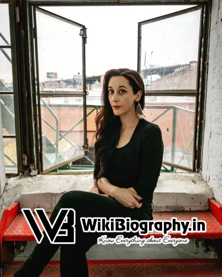 Anna Merlan: Wiki, Bio, Age, Height, Husband, Married, Net Worth