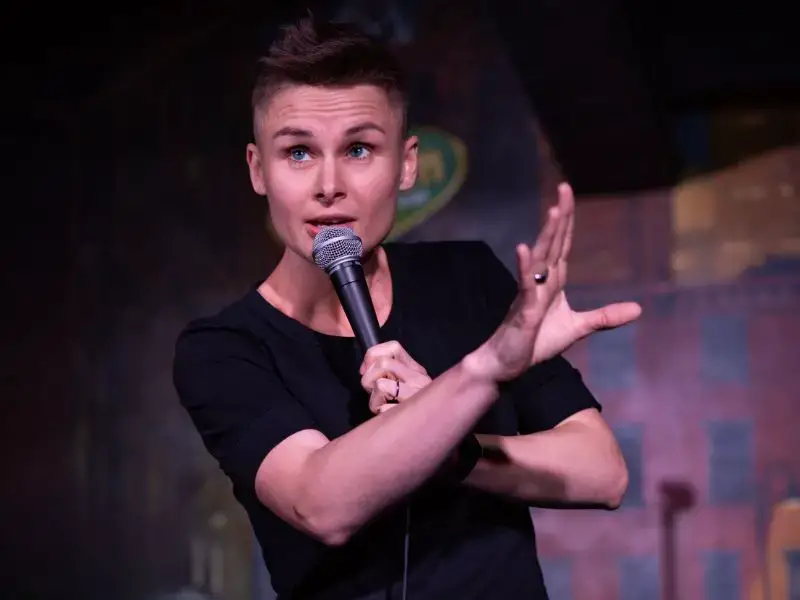 Ashley Gutermuth (Comedian): Bio, Age, Height, Family, Husband