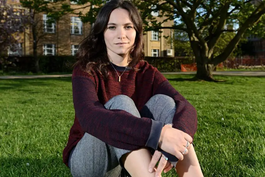 Ione Wells: Wiki, Bio, Age, Height, Parents, Husband, Salary, Net Worth