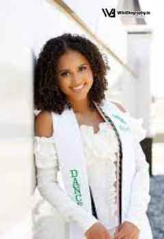 Ellie Breaux(Miss Texas 2023): Wiki, Bio, Age, Parents, Net Worth