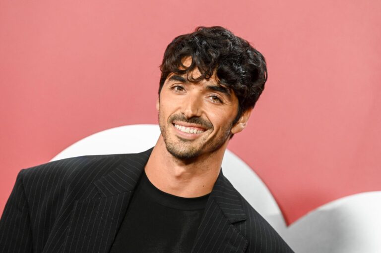 Taylor Zakhar Perez: Wiki, Bio, Age, Height Birthday, Height in Feet