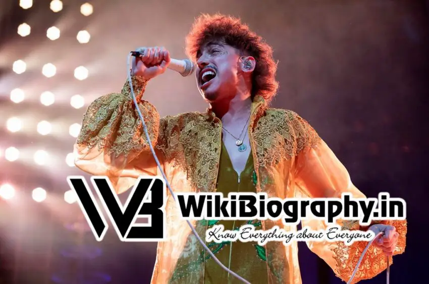 Josh Kiszka: Wiki, Bio, Age, Height, Family, Songs, Net worth, Gay