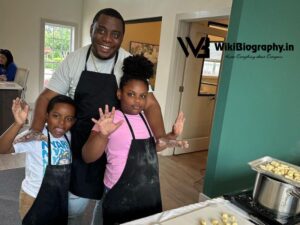 Ryan Davis: Wiki, Bio, Age, Family, Career, Net Worth, Comedian