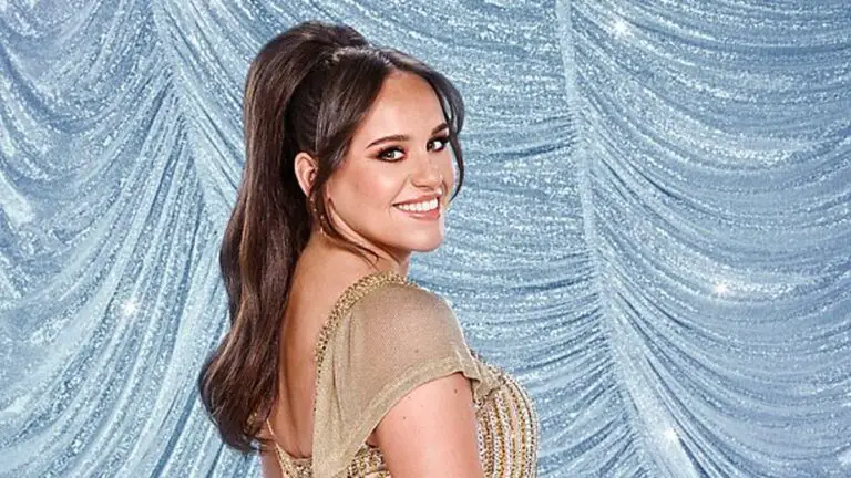 Ellie Leach: Wiki, Bio, Age, Height, Wedding, Sister